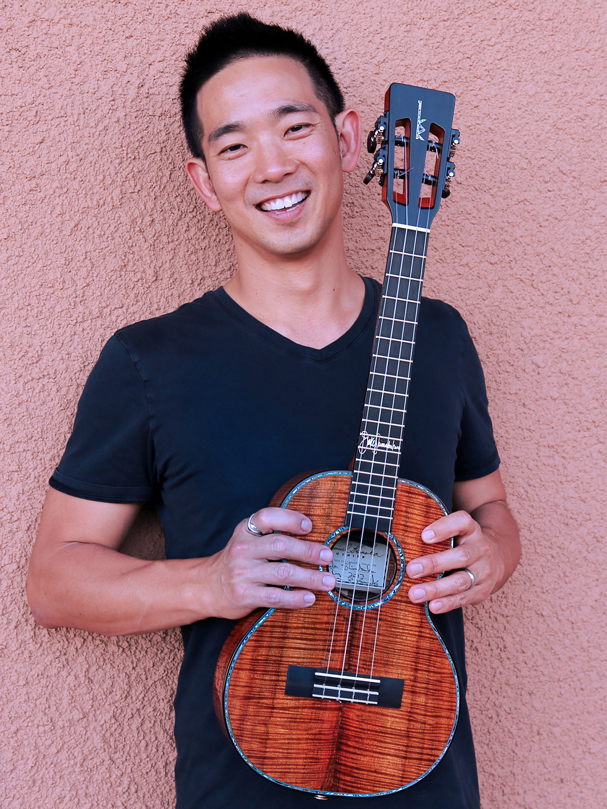 Ukulele virtuoso Jake Shimabukuro