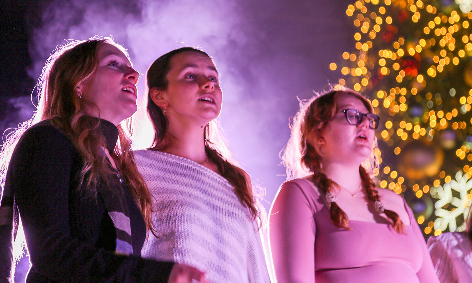 Lights that dazzle - Irvine Standard