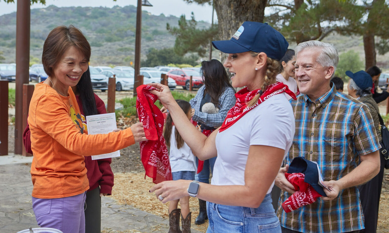 Residents celebrate fall and nature at Bommer Canyon - Irvine Standard